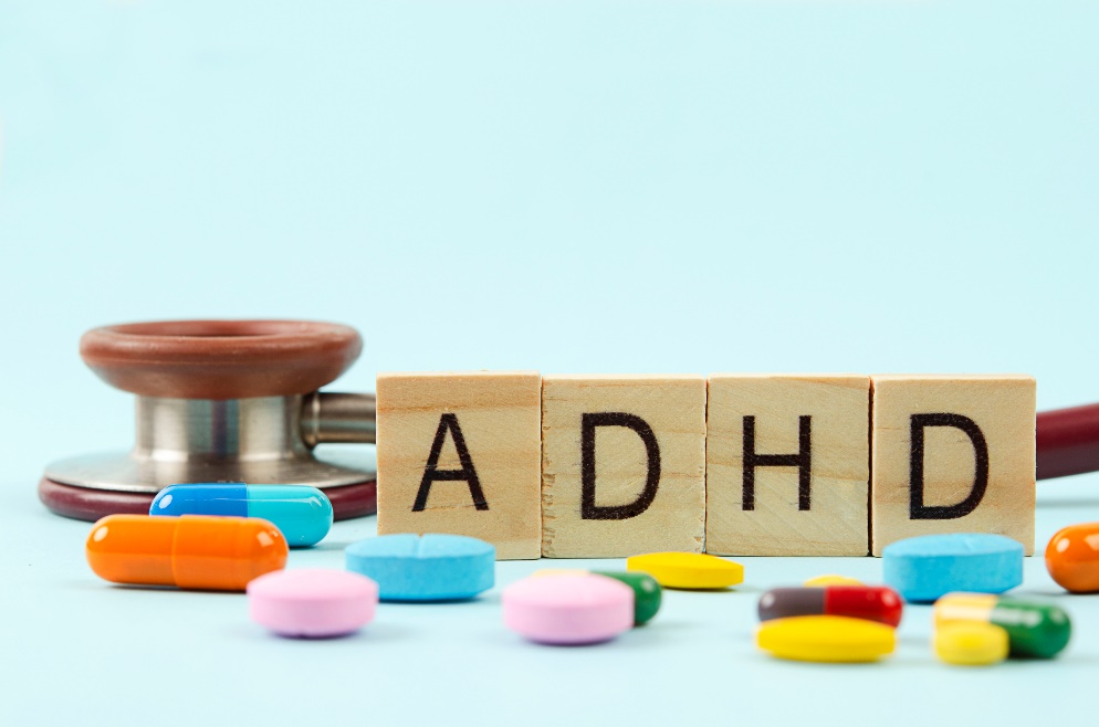 ADHD: Tarkkaavaisuus- ja ylivilkkaushäiriö. Syyt, oireet ja oireet ...